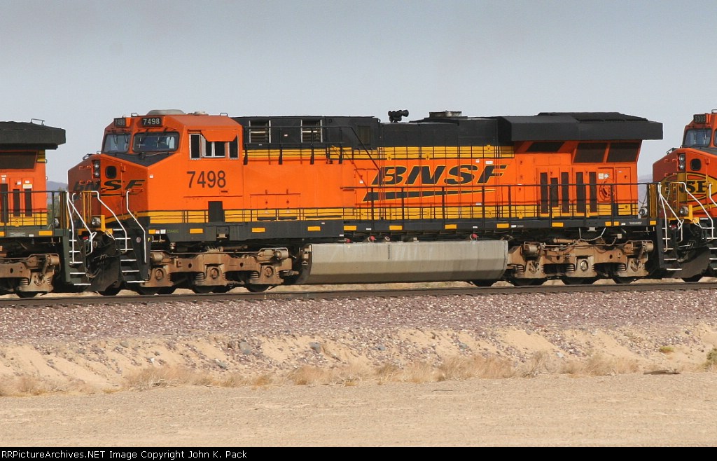 BNSF 7498